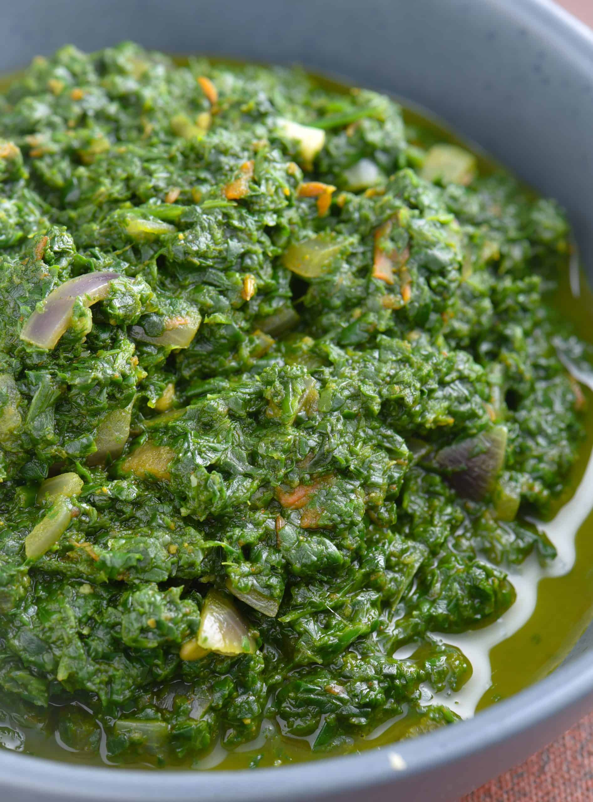 Saag Bhaji Recipe | Easy Indian Spinach Curry - EasyNutritionHub